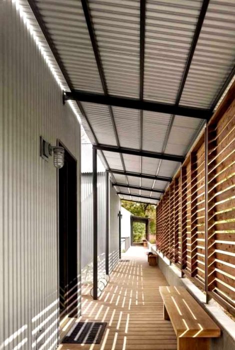 Sandwich Tiles - Advantages and Disadvantages